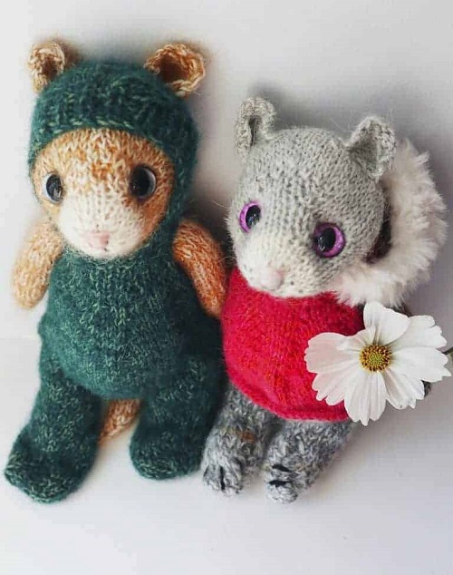 12 Knitted Kittens Free Patterns - Knit-Knit