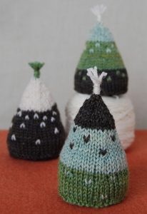 21 Knitted Christmas Tree Free Patterns - Knit-Knit