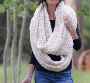 13 Knitted Chunky Scarf Free Patterns - Knit-Knit