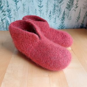 15 Knitted Felted Slippers Free Patterns - Knit-Knit