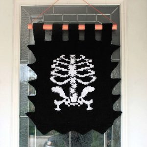 14 Knitted Wall Hanging Free Patterns - Knit-Knit