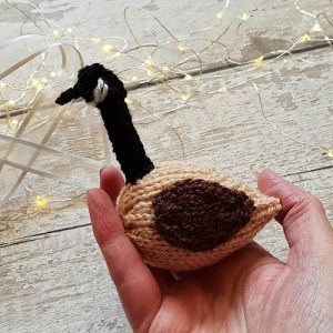 9 Knitted Goose Free Patterns - Knit-Knit
