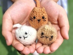14 Knitted Mini Cats Free Patterns - Knit-Knit
