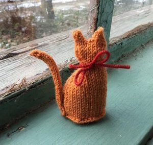 14 Knitted Mini Cats Free Patterns - Knit-Knit